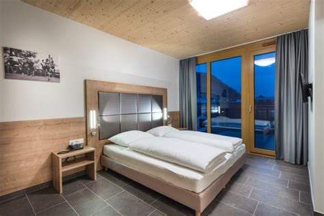 ALPENPARKS HOTEL APARTMENT CENTRAL ZELL AM SEE Brucker Bundestraße