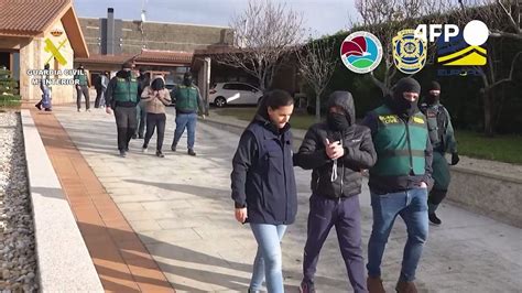 Espanha desmantela rede internacional de tráfico de drogas Vídeo