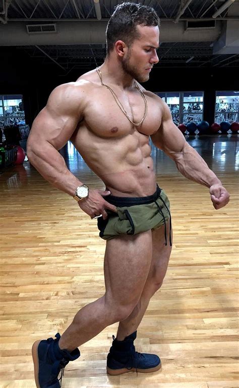 Bodybuilder And Muscle Men Surveying Men Tommy Majka