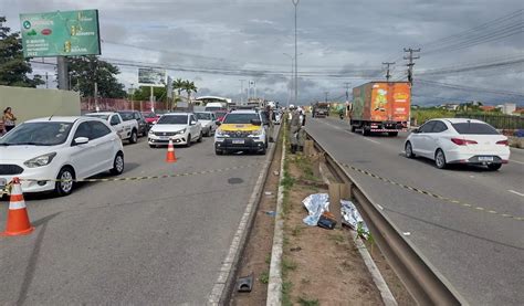 Mulher é atropelada e morre ao tentar atravessar a AL 220 Alagoas 24