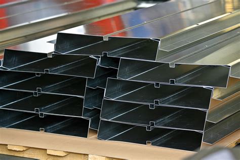 Pliage de tôle acier inox ou alu Chronopli à Toulouse