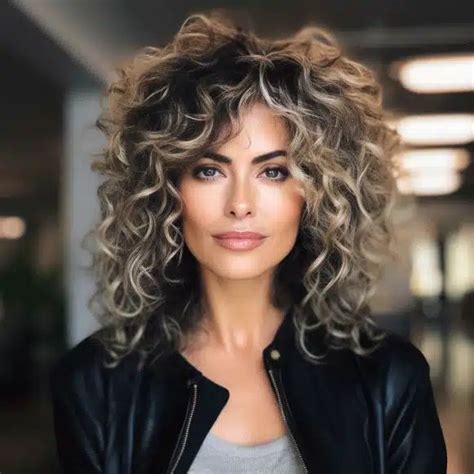 Best Curly Hairstyles For Women Over Layered Haircuts For Medium