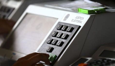 TSE inicia teste público das urnas eletrônicas para eleições de 2024