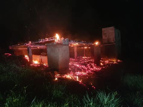 Casa Pega Fogo Em Marques De Souza Neste Domingo Grupo A Hora