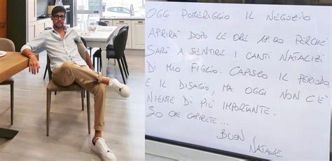 Chiude Il Negozio Per La Recita Del Figlio Ricevuti Tanti Complimenti