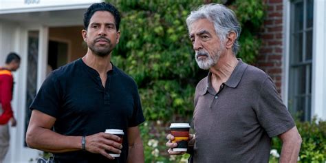 Criminal Minds Evolution S Joe Mantegna Details Reprising Agent Rossi