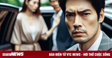 Vợ đi công tác cả tháng với sếp già tôi cay mà không cản được vì còn