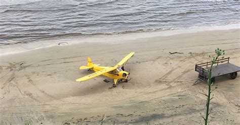 Avião cai no Uruguai durante confraternização de sobreviventes dos