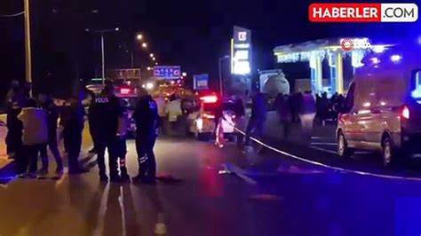 Bolu da feci kaza Yolun karşısına geçmeye çalışan yayaya 2 otomobil