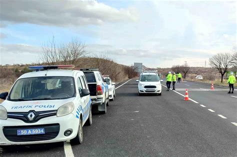 Nevşehir de ihbarlı emniyet kemeri kırmızı ışık ve cep telefonu