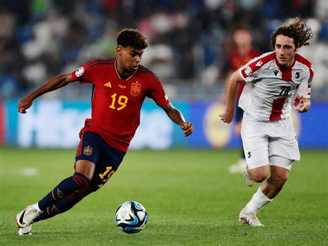 Espagne Lamine Yamal Devient Le Plus Jeune Buteur De Lhistoire De La