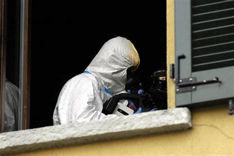 Omicidio A Parma 76enne Spara Alla Moglie E Poi Chiama Il 112 Venite