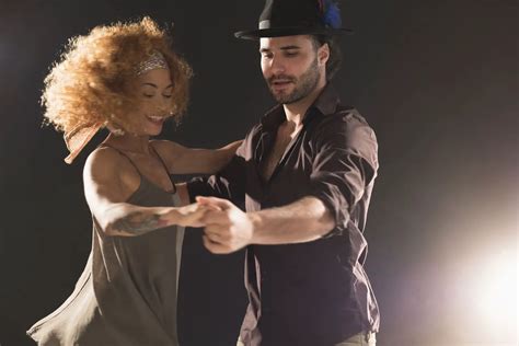 Aprende Los Pasos B Sicos De La Bachata Sensual