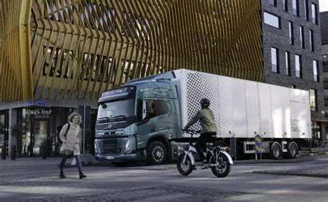 Volvo Trucks recibe un pedido récord de camiones eléctricos Carga Pesada