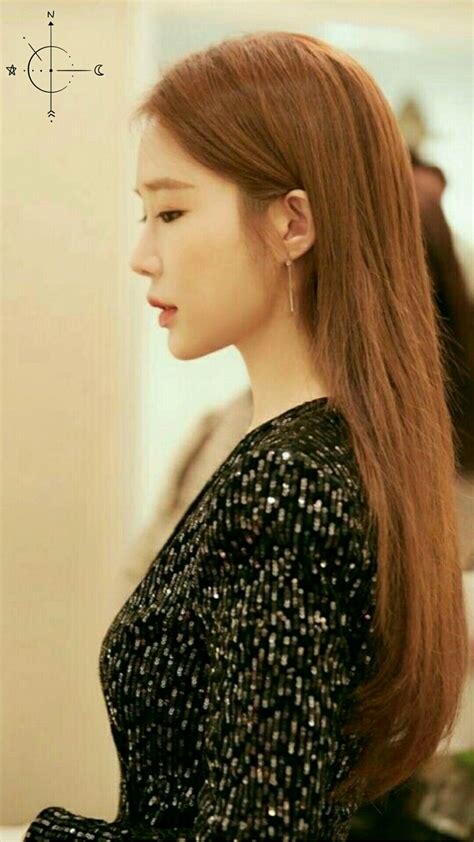 Gaya Ikat Rambut Simple Ala Korea Dorothy Berry