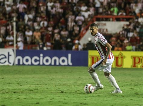 Vasco Encaminha Contrata O Do Volante Mateus Coc O Do N Utico