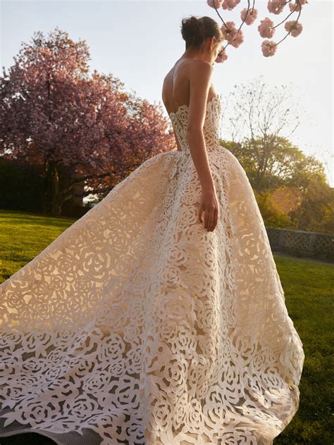 Oscar De La Renta Bridal Spring Photos
