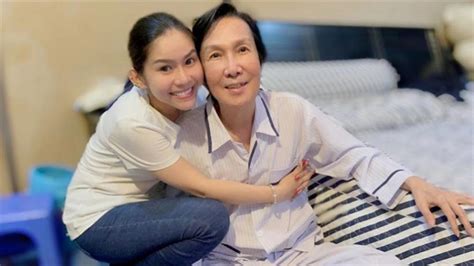Ông hoàng cải lương Vũ Linh nhiều bệnh tật cô đơn tuổi xế chiều 2sao