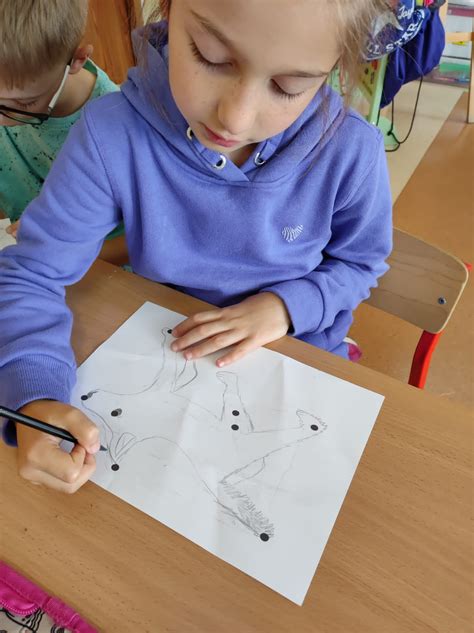 Międzynarodowy Dzień Kropki w klasach I III Szkoła Podstawowa nr 3
