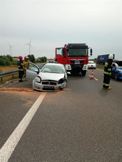 Wypadek na S3 pod Pyrzycami Ranna kobieta i dziecko Głos Szczeciński
