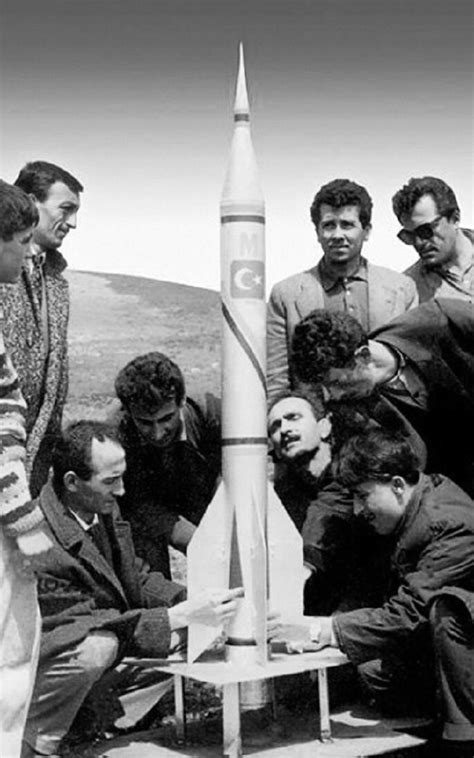 Hatırla Türkiye on Twitter 1962 yılında üzerinde Türk bayrağı bulunan