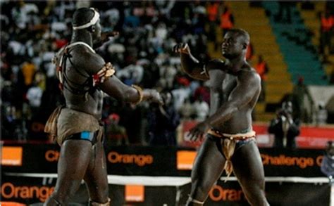 Lutte sénégalaise Eumeu Sène bat Balla Gaye 2 Black Feelings