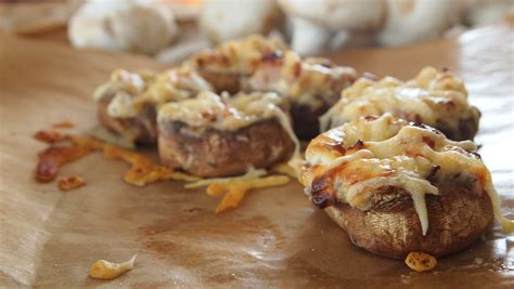 Gevulde Champignons Met Kruidenkaas En Spek Recept