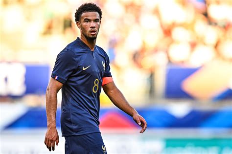 Warren Za Re Emery Gets First Senior France Call Up Paris Saint Germain
