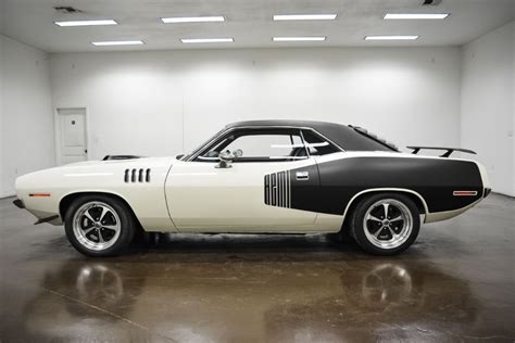 1971 Plymouth Barracuda Hemi Resto Mod