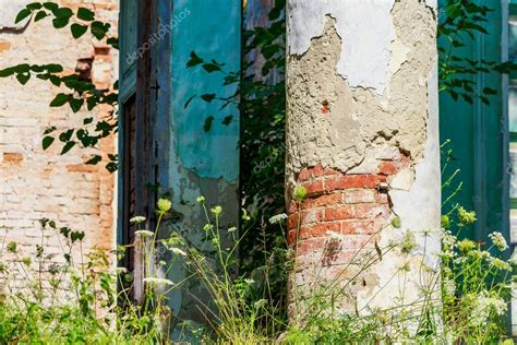 Abandonado patrimonio histórico y cultural abandonado de la