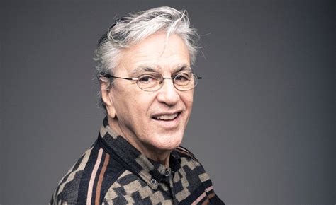 Caetano Veloso Anuncia Lbum De In Ditas Para Esse Ano Jornal No Palco
