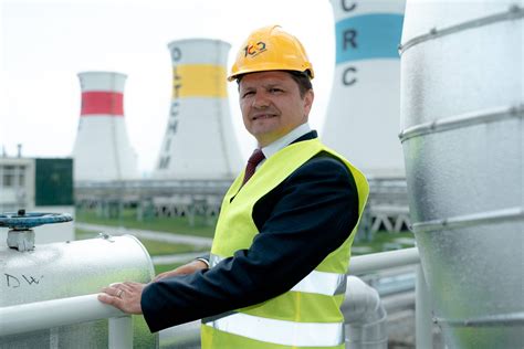 Analize și Trenduri Închiderile de companii versus falimente Topul
