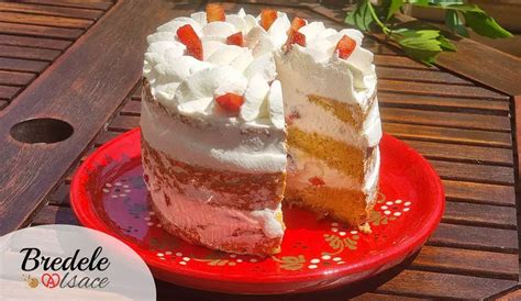 Layer Cake aux Fraises et à la chantilly mascarpone Bredele Alsace