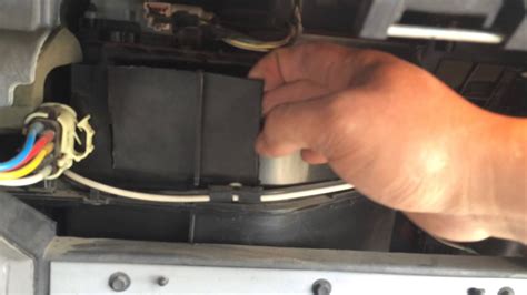 Ford Ranger Blend Door Actuator Removal