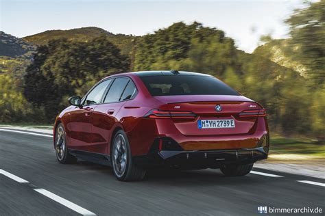 Baureihenarchiv für BMW Fahrzeuge BMW i5 M60 xDrive bimmerarchiv de