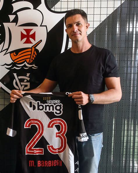 Barbieri é apresentado como técnico em um novo momento do Vasco
