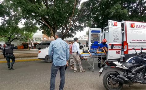 Un motociclista lesionado dejó un choque con taxi en el periférico