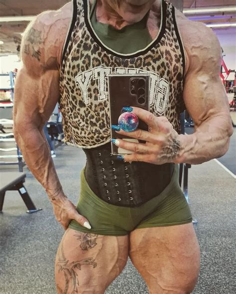 Female Muscle Fan On Twitter Jay Fuchs Fuchs Jay