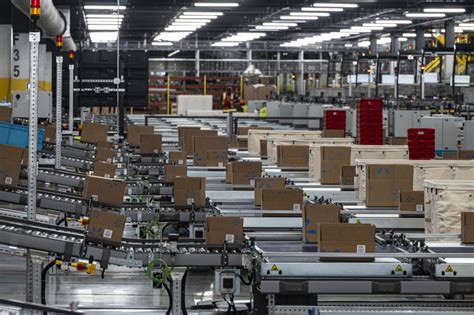 Inside The Massive New Walmart Fulfillment Center In McCordsville
