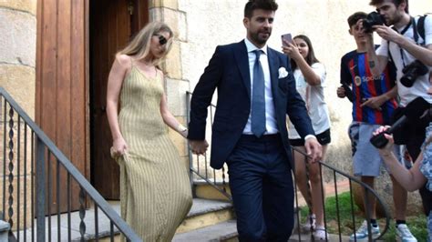 Clara Chía acapara miradas en boda por lujoso vestido UnoTV