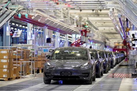 Les Livraisons De Tesla En Hausse De Ford R Siste Bien La Presse