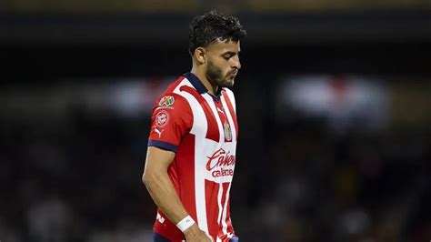 Alexis Vega está fuera de Chivas y regresará a Toluca para el torneo