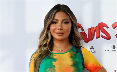 Maeva Ghennam Sur Le Point De Quitter Les R Seaux Sociaux Mon R Ve