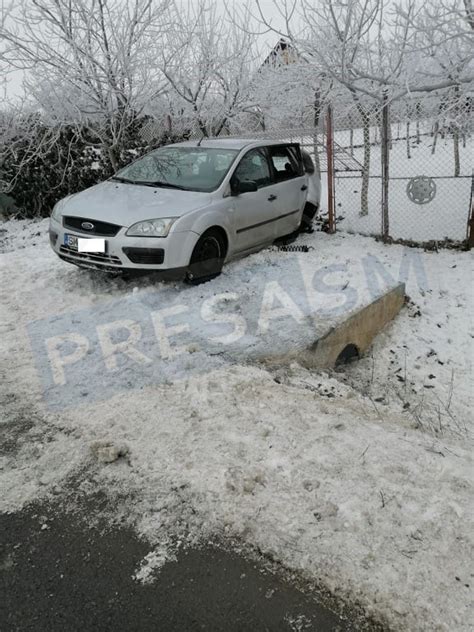 Foto Accident Cu Victime N Jude Ul Satu Mare S A Oprit Cu Ma Ina