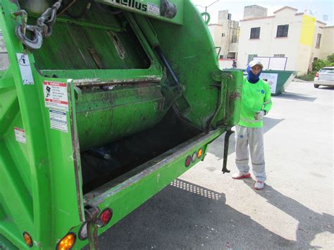 REALIZAN CON NORMALIDAD SERVICIO DE RECOLECCIÓN DE BASURA EN CANCÚN
