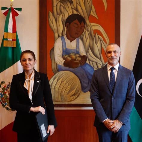 DG De Protocolo Chait Recibe Las Copias De Las Cartas Credenciales De