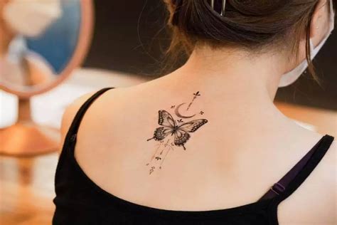 30 Eye Catching Back Tattoos For Women In 2024 Dezayno
