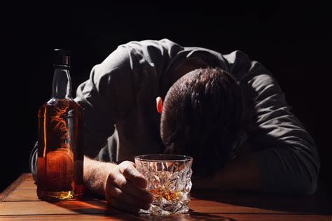 Janeiro seco Os efeitos do excesso de álcool no organismo Saúde Minuto