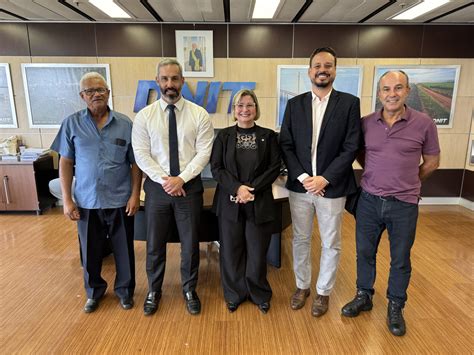 Ponte do Vau em Uberlândia é tema de encontro da deputada Ana Paula no