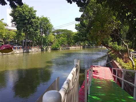 Taman Ekspresi Surabaya Daya Tarik Tarif Jam Buka